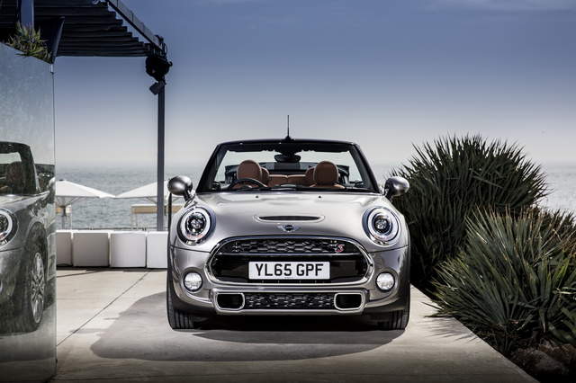 《Mini Convertible Mini Open 150 Edition》好料限量上身 | 宅宅新聞