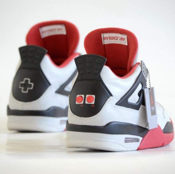 《任天堂懷舊球鞋》Jordan NES IV讓你找回兒時的童趣 | 宅宅新聞