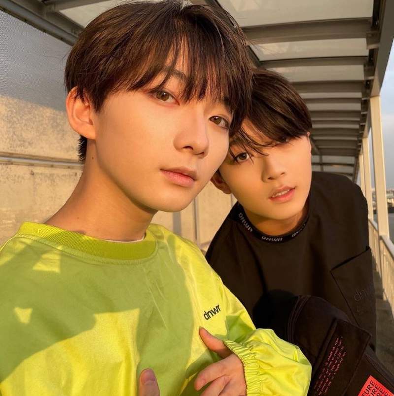 Ea Eran《英蘭英亞》犬貓系美少年兄弟獻聲《時光代理人》日版片尾曲！正太就算成年還是惹人愛 | 宅宅新聞