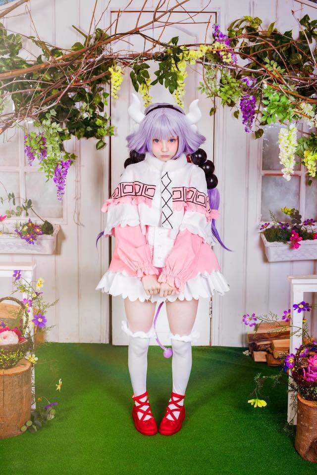 俄羅斯18禁超級萌妹《Rocksy Light》Cosplay起來性感又可愛讓人招架不住 | 西斯新聞